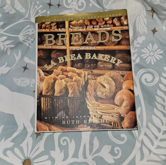 Villard Books | Kitchen | La Brea Bakery Book | Poshmark